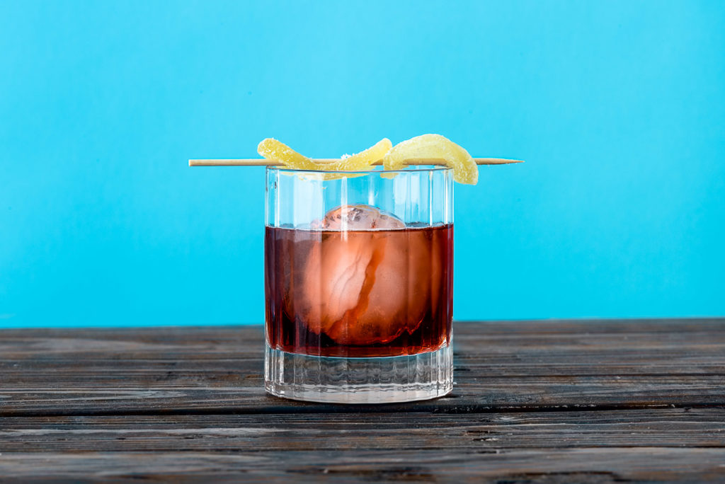 Smoked Cocktail: A Smoky Mezcal Negroni – Nomageddon